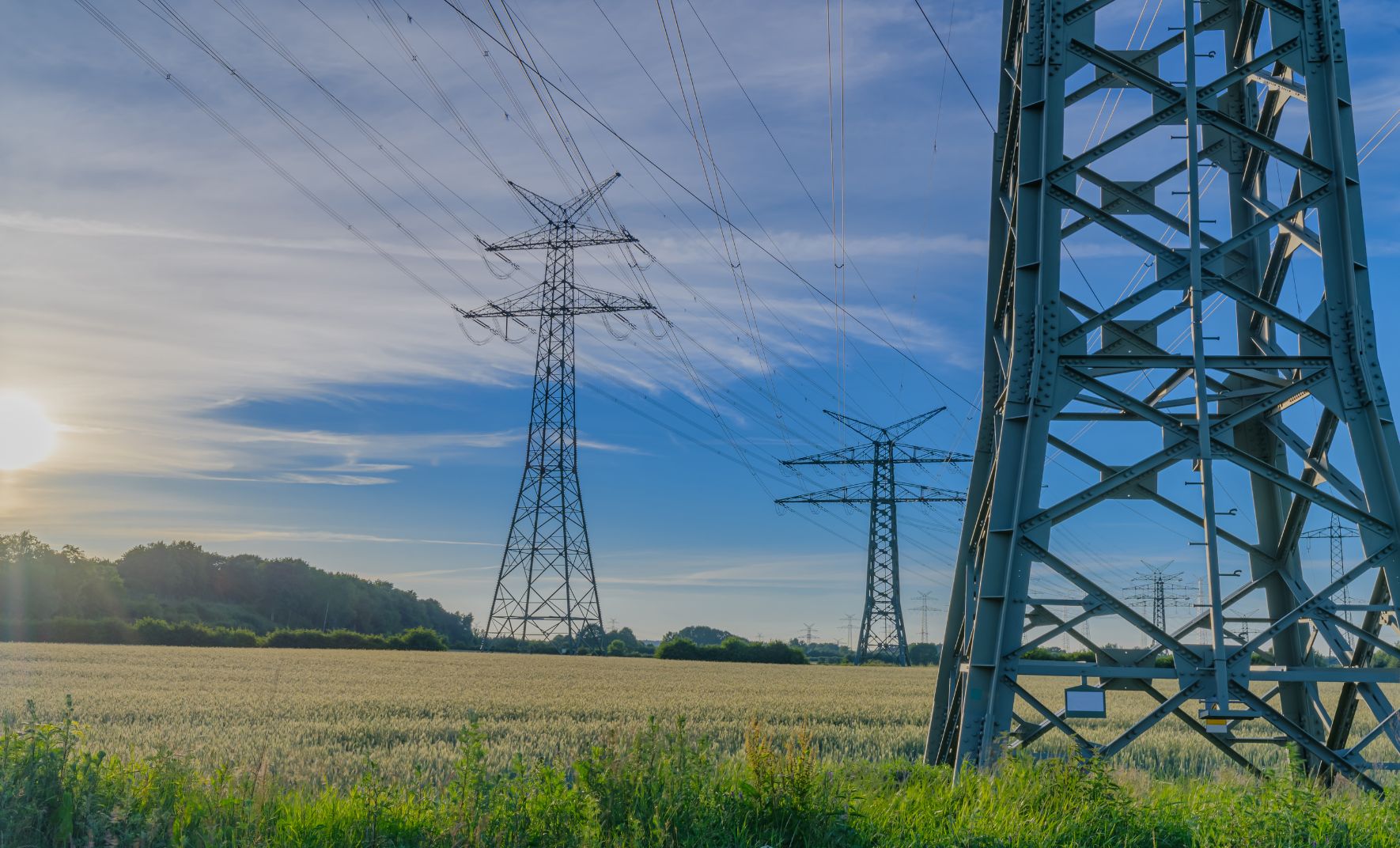 UPS Systems in Critical Infrastructure: Why Reliability Comes First ...